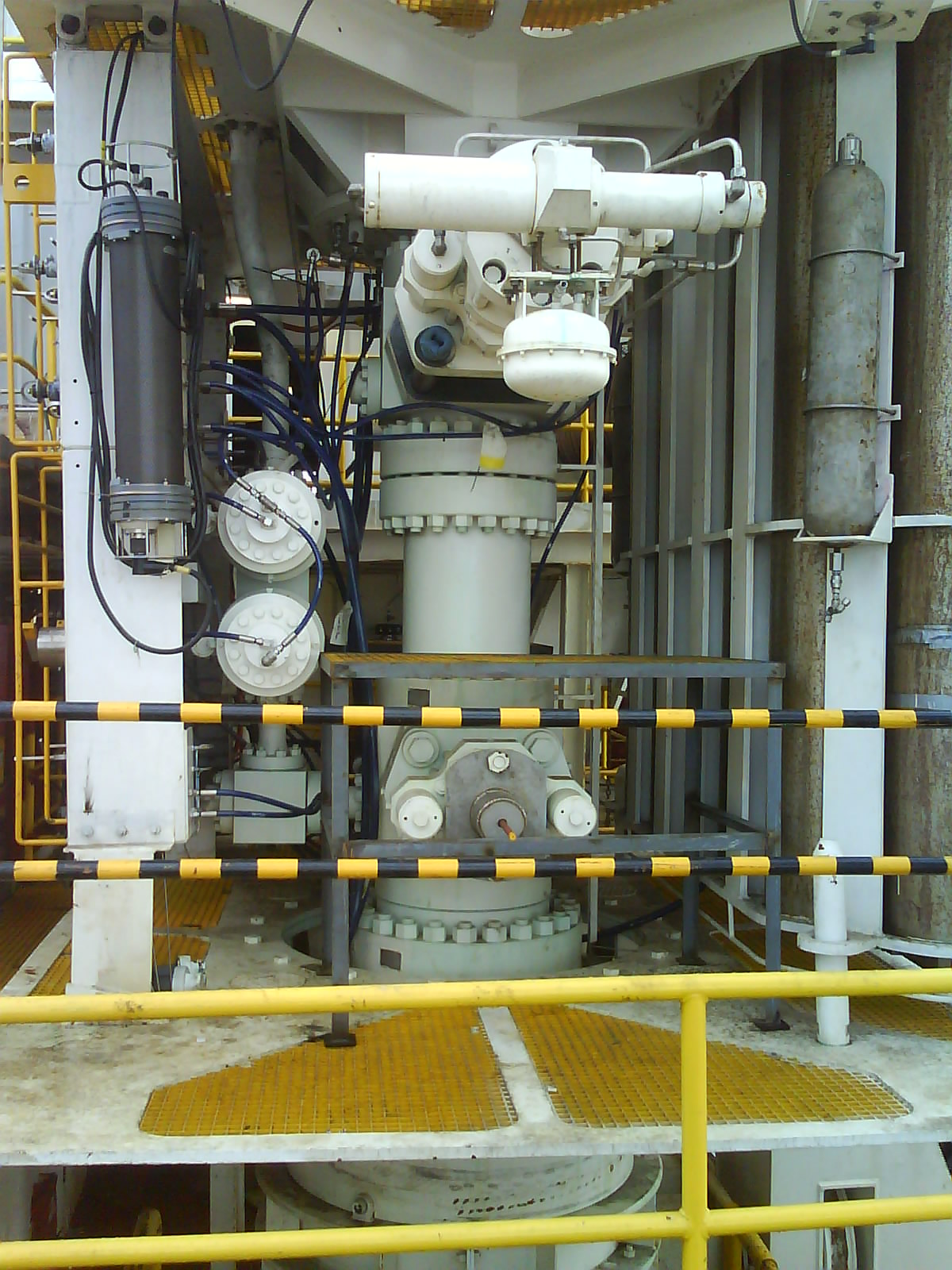 Stena Deep Venture, Gabon - Imenco Group